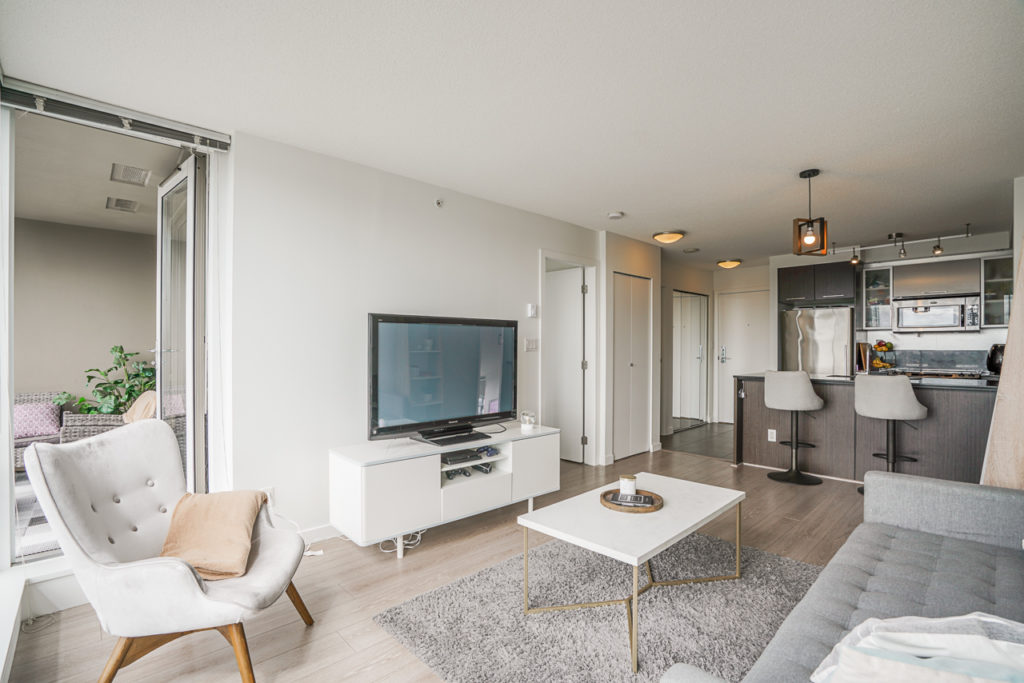 Top Realtor Krista Lapp Unit 2208 2980 Atlantic Avenue Coquitlam-19 ...